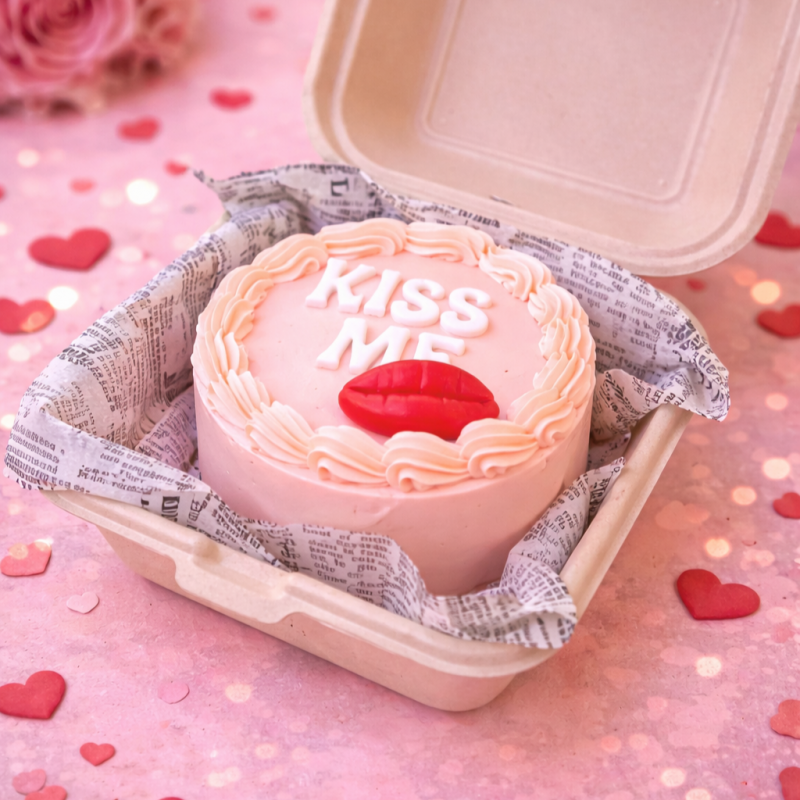 Kiss Me Valentine’s Bento Cake | Cupcakes | Valentine gift idea ...