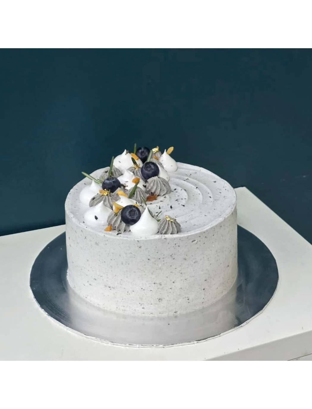 Black Sesame Cake – Rich, Nutty & Premium Flavours | LeLe Bakery SG