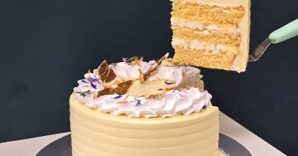 Delightful Honey Yuzu Cake in Singapore | Lele Bakery