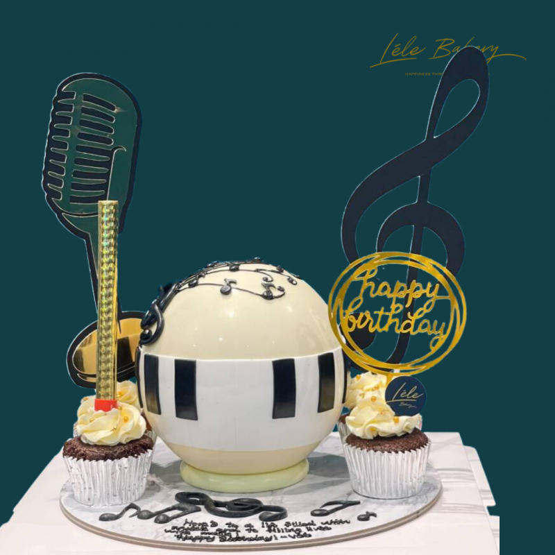 Music and Piano Pinata Cake | Creative Party Cakes | Lele Bakery Singapore