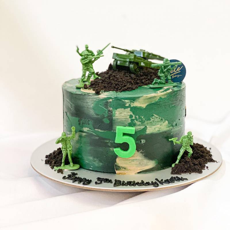 Army Cake - | Kids Customised Cake| 21st birthday cake